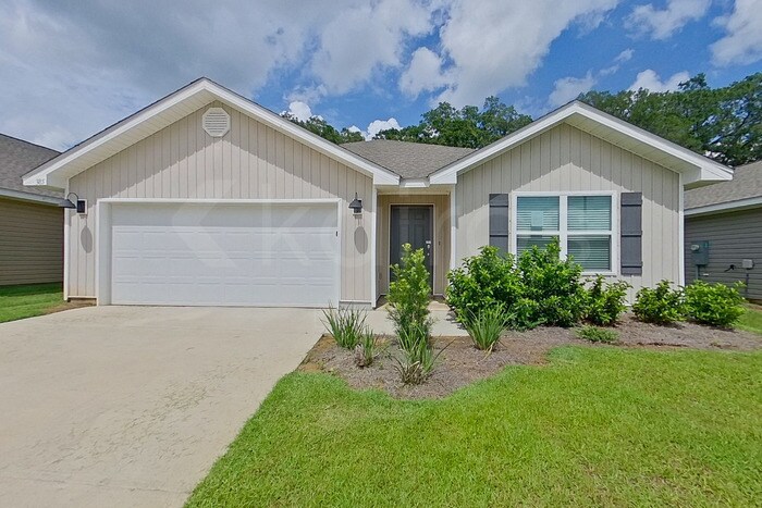 385 Monarch Ln, Pensacola, FL 32503 | Apartments.com
