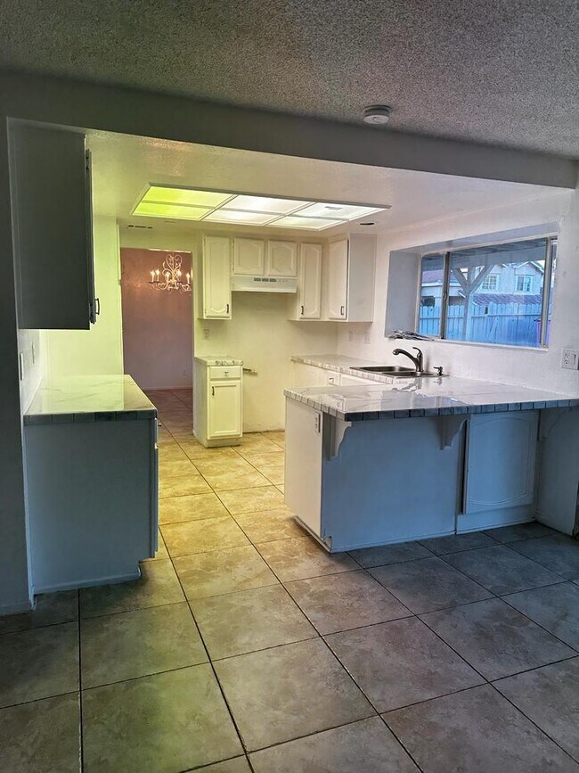 5319 Adobe Dr, Palmdale, CA 93552 - House Rental in Palmdale, CA ...