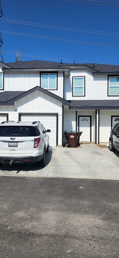 7239 Converse Ridge Ln, San Antonio, TX 78239 - Townhome Rentals in San ...