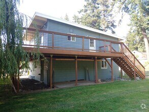 Menlo Beach Houses for Rent - Freeland, WA