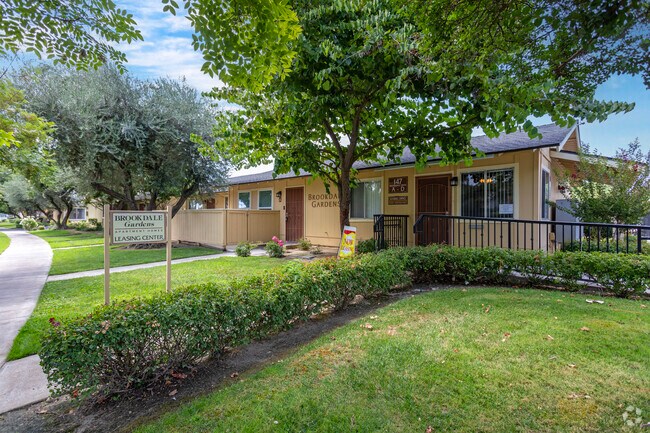 Brookdale Gardens - 147 Brookdale Dr Merced, CA - Apartments for Rent ...