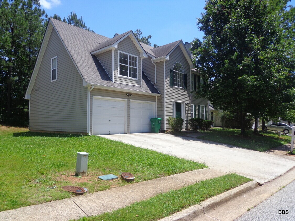 2416 Rambling Way, Lithonia, GA 30058 - House Rental in Lithonia, GA ...