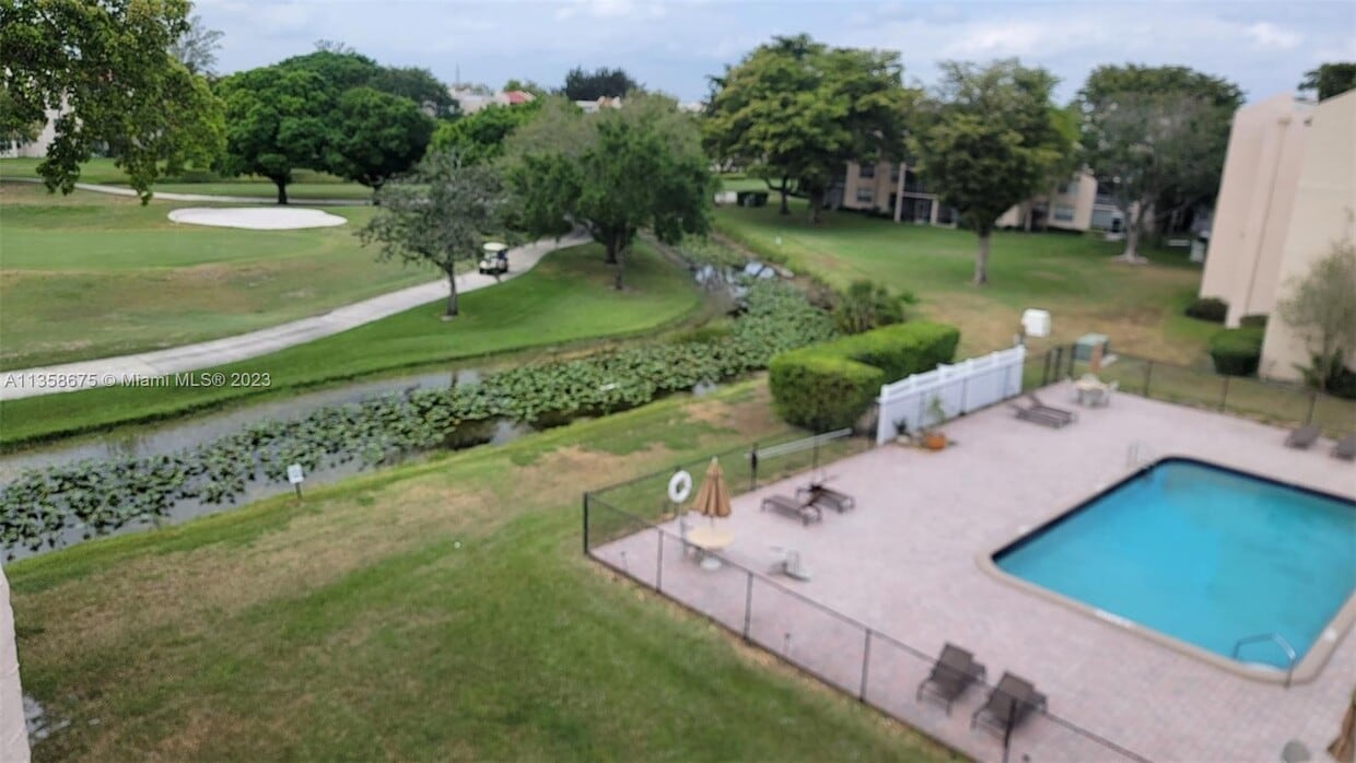 9491 Evergreen Pl Unit 405, Davie, FL 33324 - Condo for Rent in Davie ...