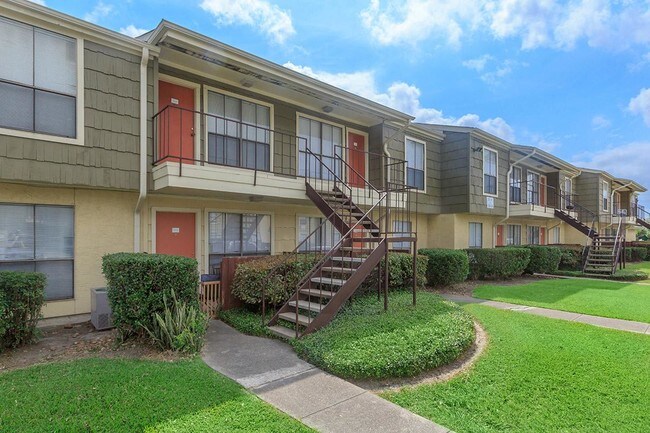 The Redford Rentals - Houston, TX | Apartments.com