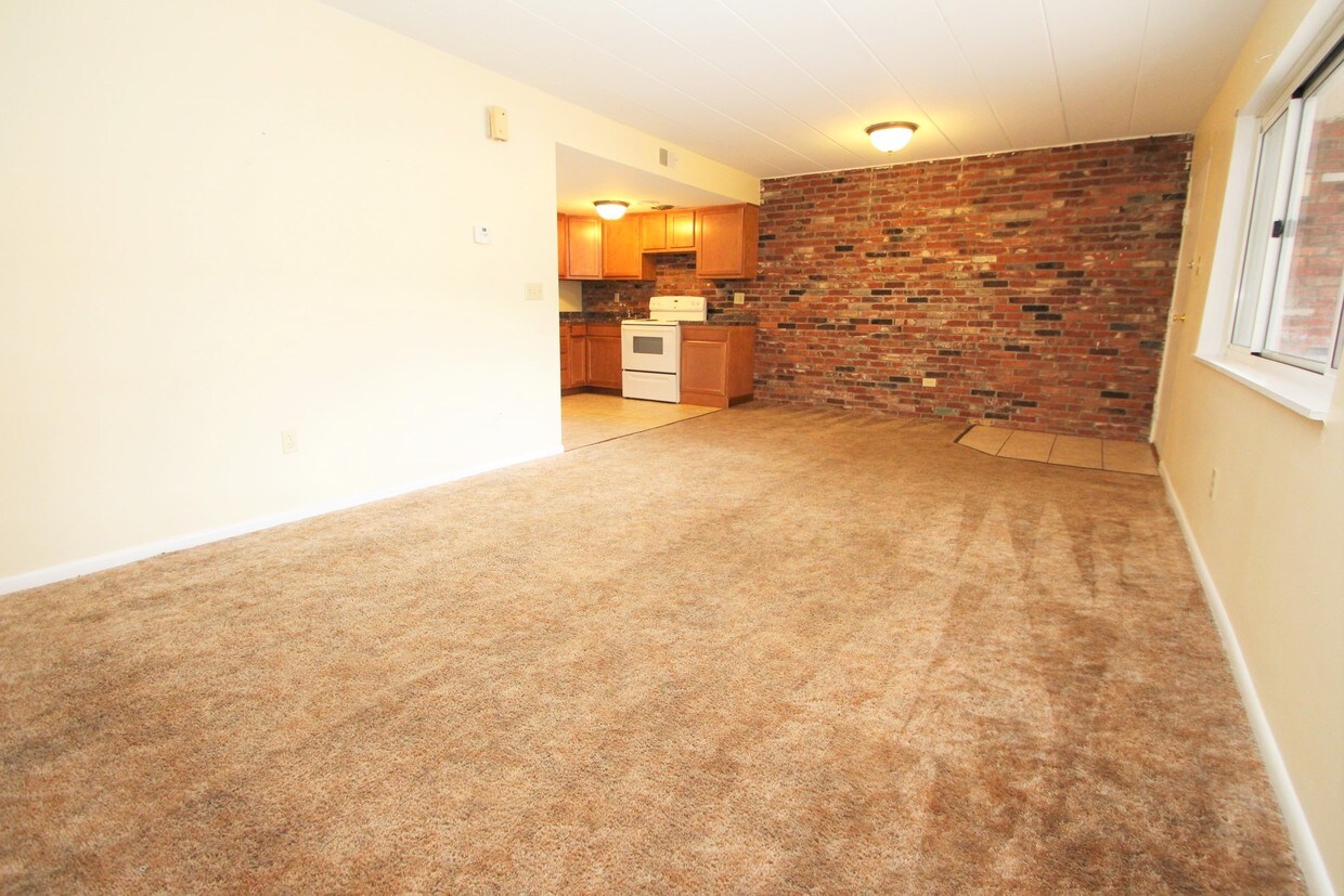 Bradford - 285 Moon Clinton Rd Coraopolis, PA | Apartments.com