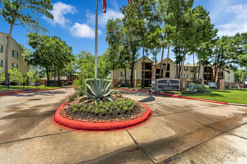 The Retreat at Spring Apartments - 25469 Borough Park Dr Spring, TX ...
