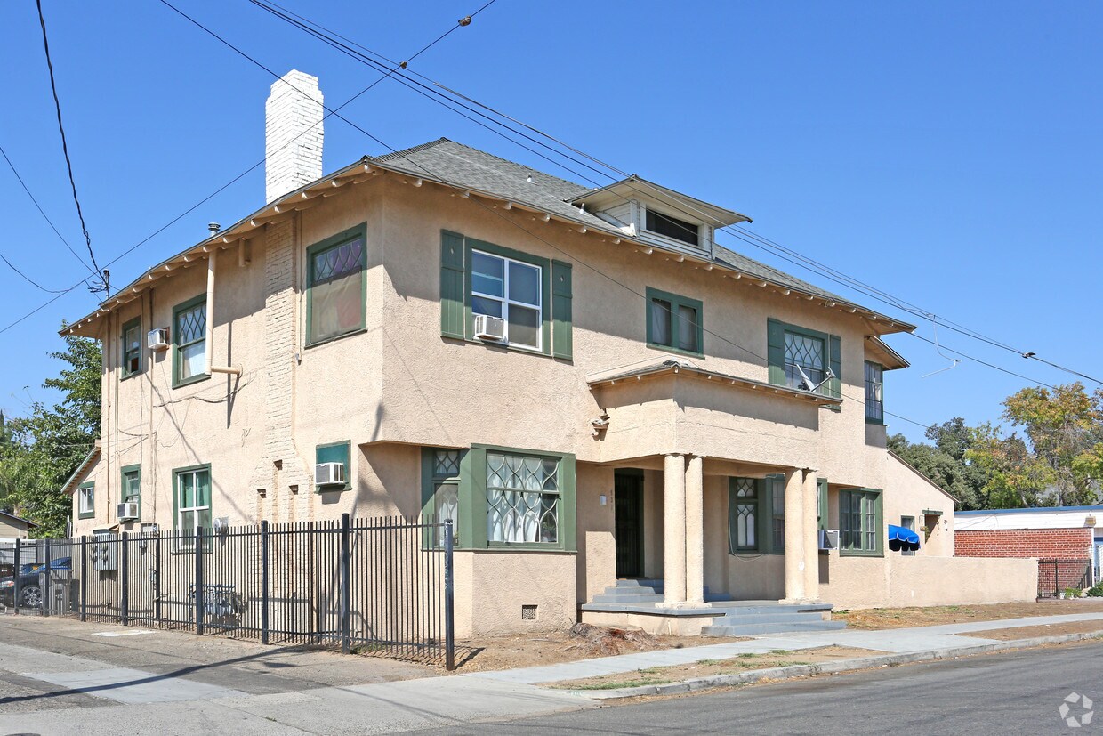 943 E Nevada Ave, Fresno, CA 93701 - 943 E Nevada Ave Fresno, CA 93701 ...