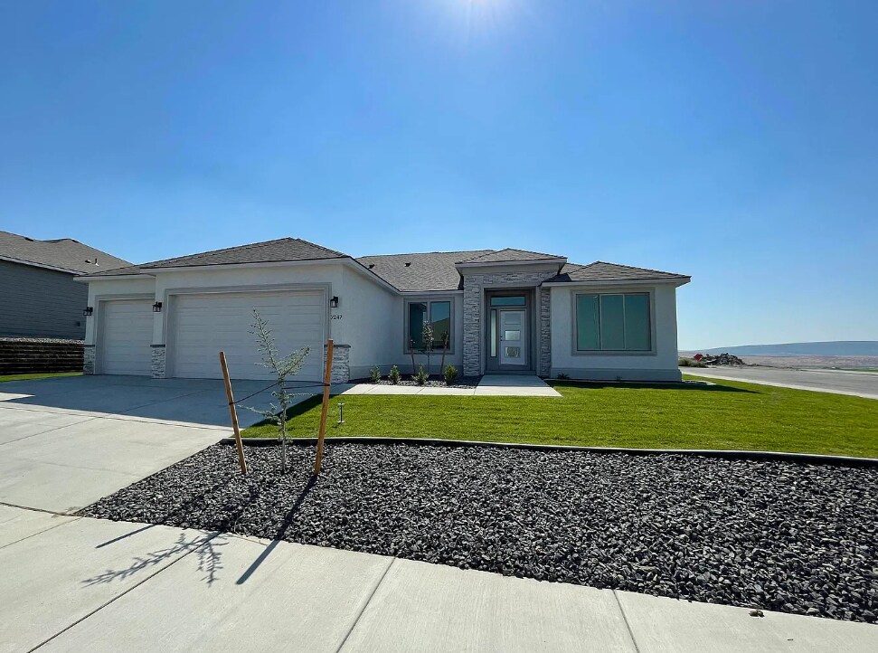 7247 Corsica St, West Richland, WA 99353 - House Rental in West ...