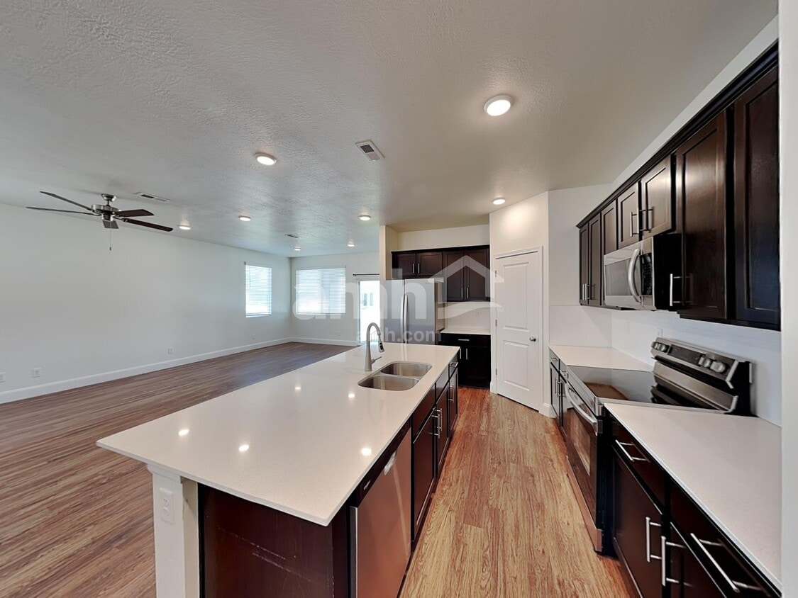 3344 Fields Ave, Syracuse, UT 84075 | Apartments.com
