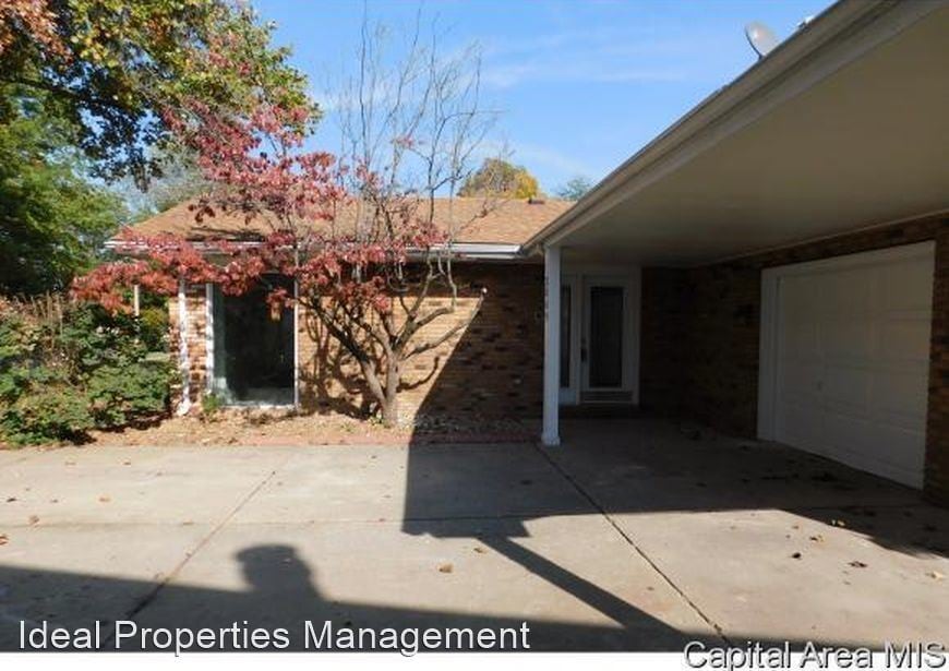 2608 W Lawrence Ave, Springfield, IL 62704 - House Rental in ...