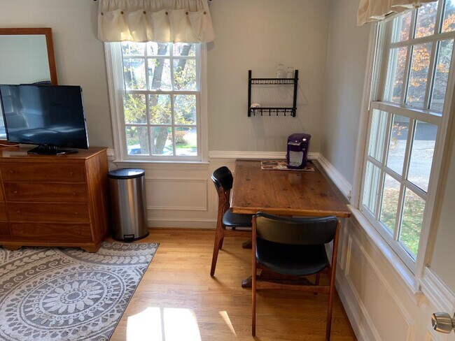 5804 Searl Ter Unit 1, Bethesda, MD 20816 - Apartments in Bethesda, MD ...