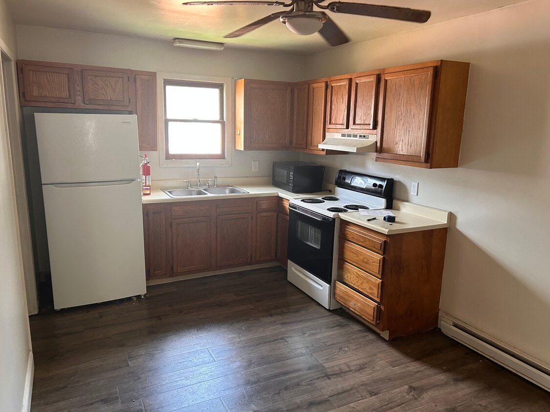 512 E Main St Unit A, Blanchester, OH 45107 - Apartments in Blanchester, OH | Apartments.com