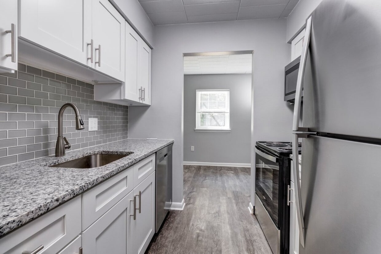 Presidential Arms Apartment Homes - 9815 Presidential Dr Allison Park ...