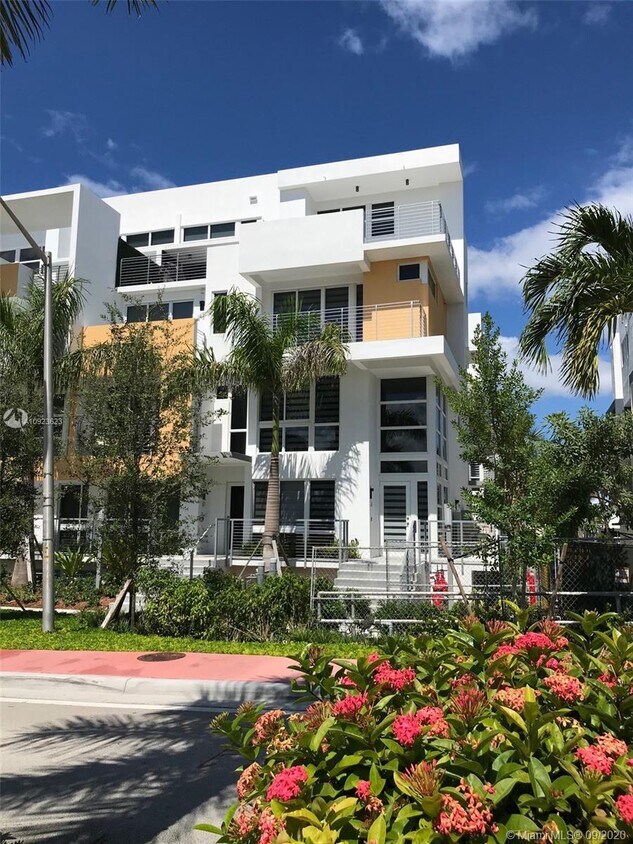 55 N Shore Dr, Miami Beach, FL 33141 | Apartments.com