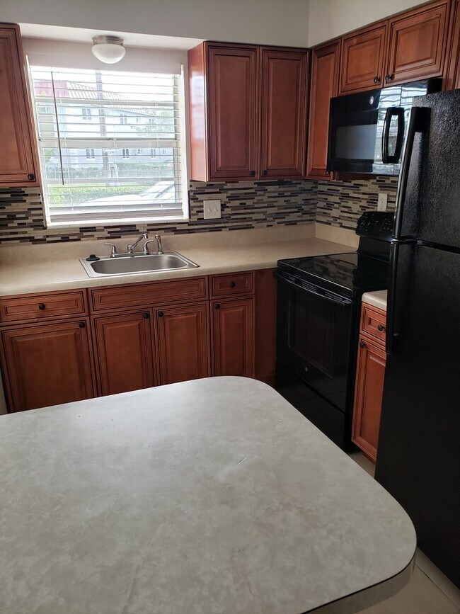 Del Rio Apartment Homes - Apartments in Boca Raton, FL | Apartments.com