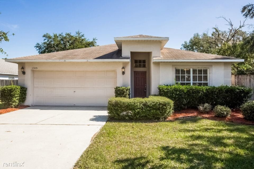 1305 Lake Shore Ranch Dr, Seffner, FL 33584 - House Rental in Seffner ...