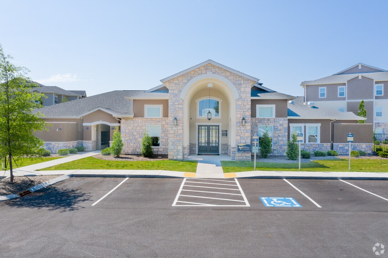 The Edge Apartments Murfreesboro