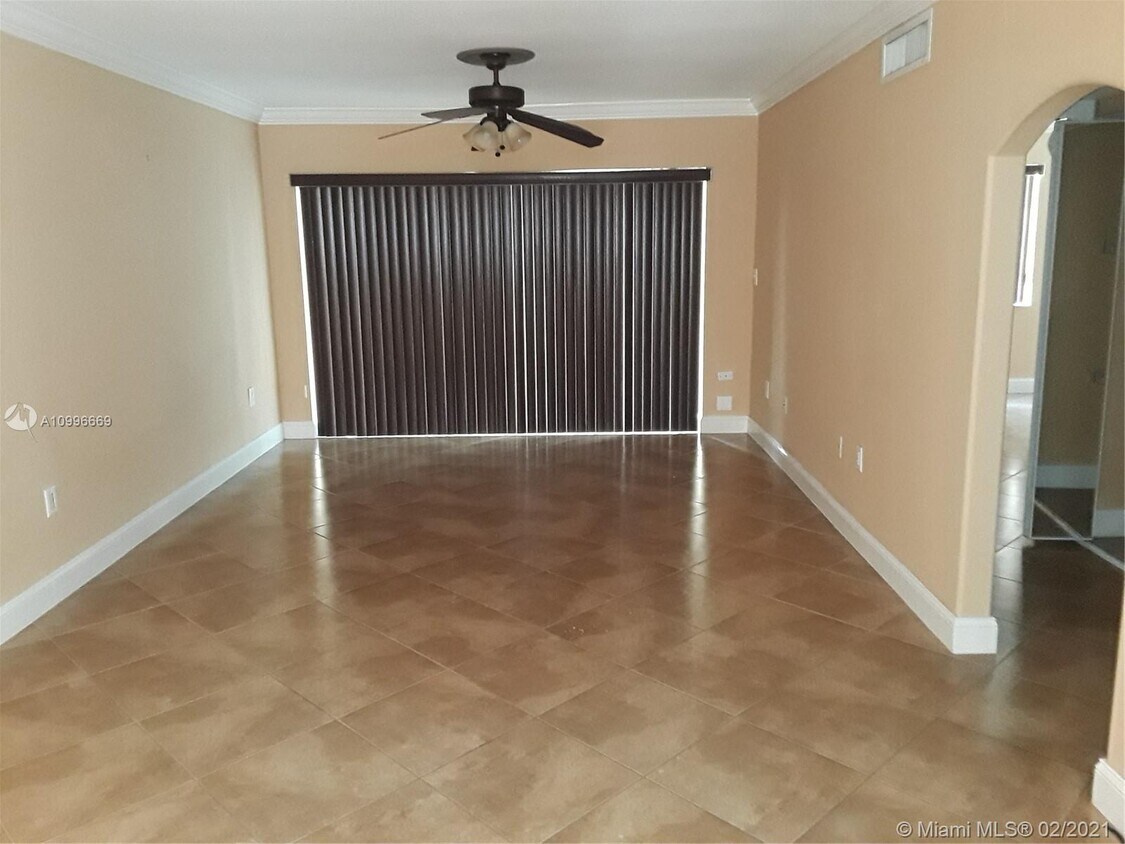 8287 SW 128th St Miami, FL 33156 - Alquileres en Miami, FL ...