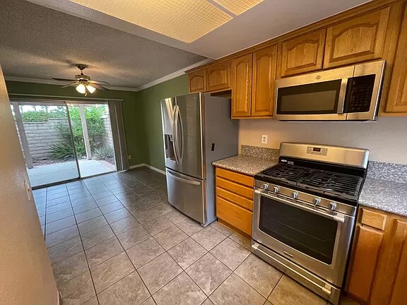 2617 Mangrove Way Riverside, CA 92506 - Alquileres en Riverside, CA ...