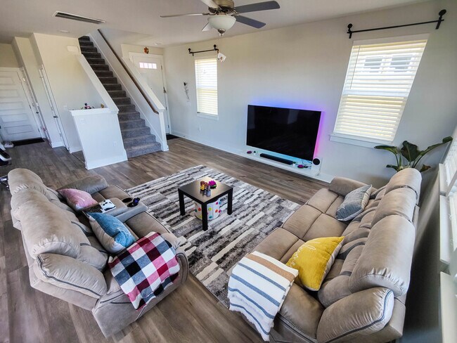 7600 Darby Swank Vw, Austin, TX 78744 - House Rental in Austin, TX ...