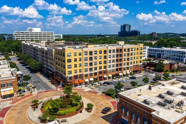 Flats at Perimeter Place Apartments - 60 Perimeter Center Pl NE Atlanta ...