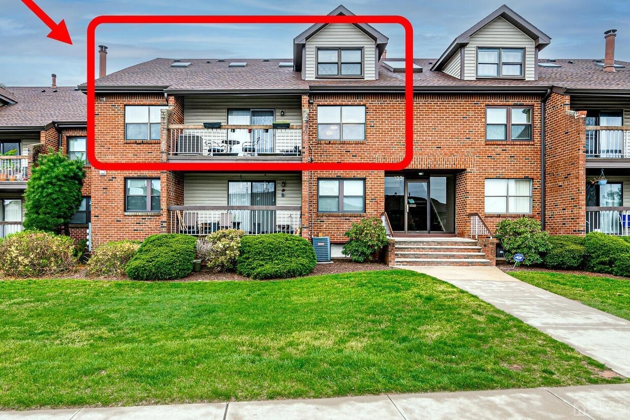 133 Woodbridge Terrace, Woodbridge Township, NJ 07095 - Condo for Rent in Woodbridge Township ...