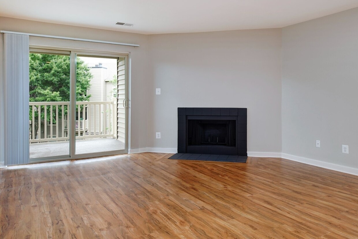 Shenandoah Crossing - 13300 Blueberry Ln Fairfax, VA 22033 | Apartments.com