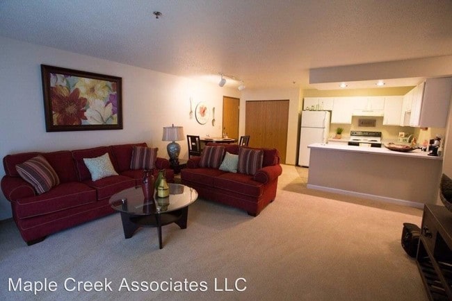 Maple Creek Apartments Apartments - Sussex, WI | Apartments.com