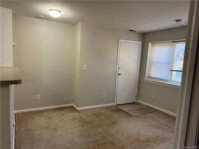 31 Old Post Rd S Unit E76, Croton-on-Hudson, NY 10520 - Room for Rent ...