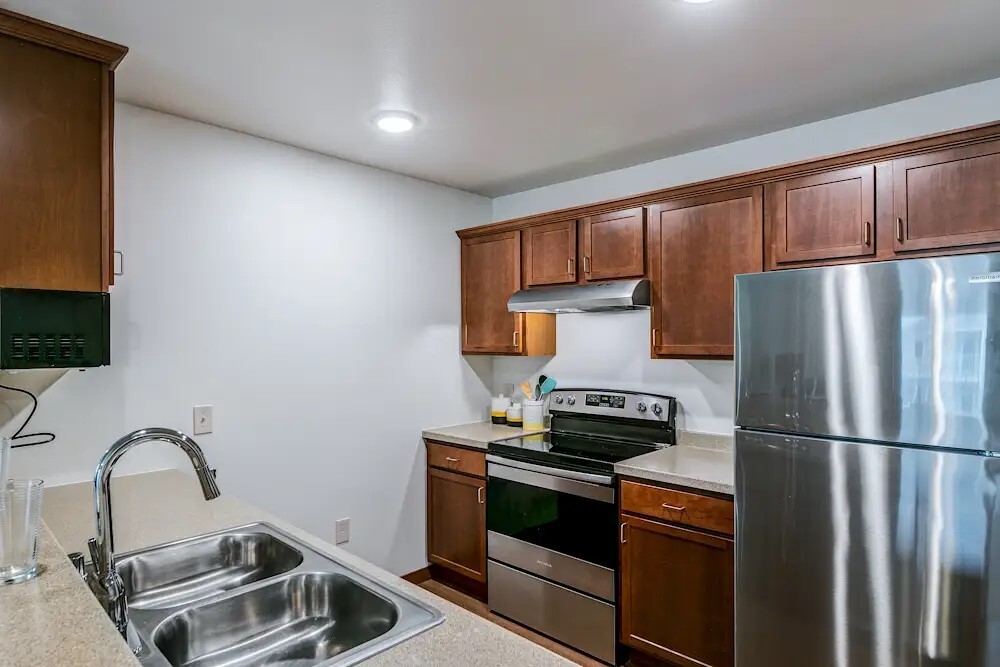 Mayhew Apartments - 2703 Ne Mayhew Lake Rd Sauk Rapids, MN 56379 ...