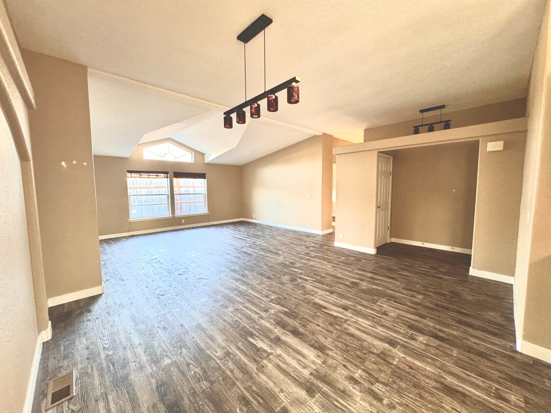 3204 Locust Ave, Bellingham, WA 98225 - House Rental in Bellingham, WA ...