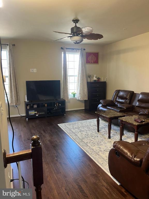 8615 Enoch Pratt Dr, Ellicott City, MD 21043 - Townhome Rentals in ...