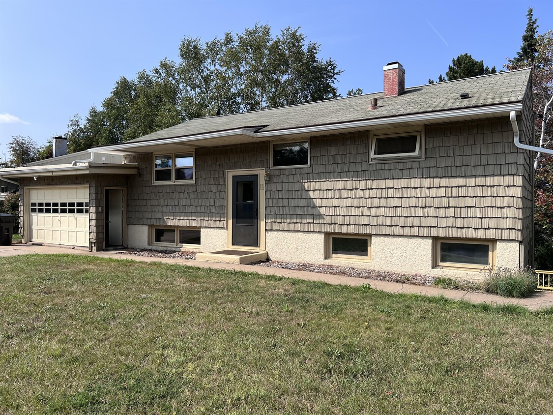 11 Telegraph Dr, Virginia, MN 55792 - House Rental in Virginia, MN ...
