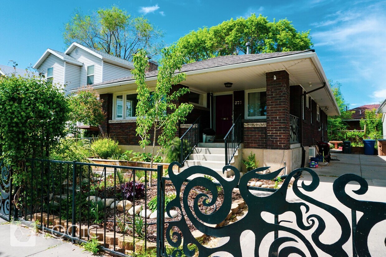 373 E 700 S Unit 371 (Downstairs), Salt Lake City, UT 84111 - Room for ...