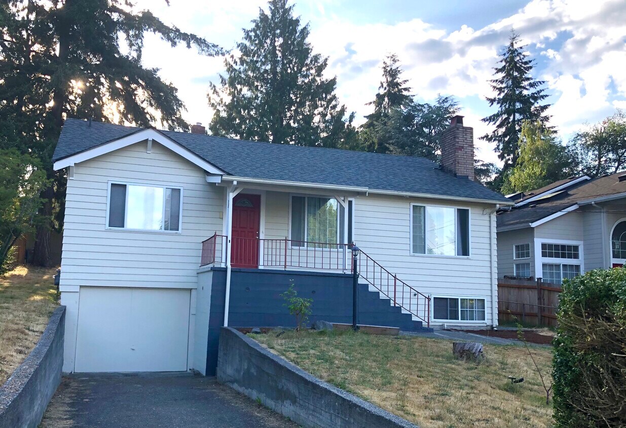 11536 39th Ave NE, Seattle, WA 98125 - House Rental in Seattle, WA ...