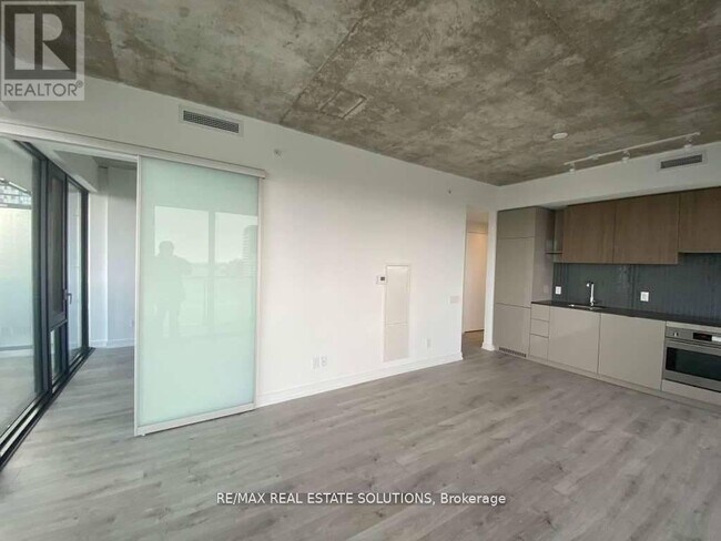 161-2161 Roehampton Ave, Toronto, ON M4P 0C8 - House for Rent in ...