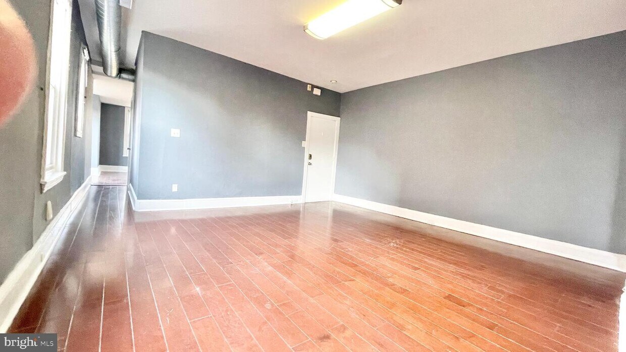 2528 Poplar St Unit 2, Philadelphia, PA 19130 - Room for Rent in ...
