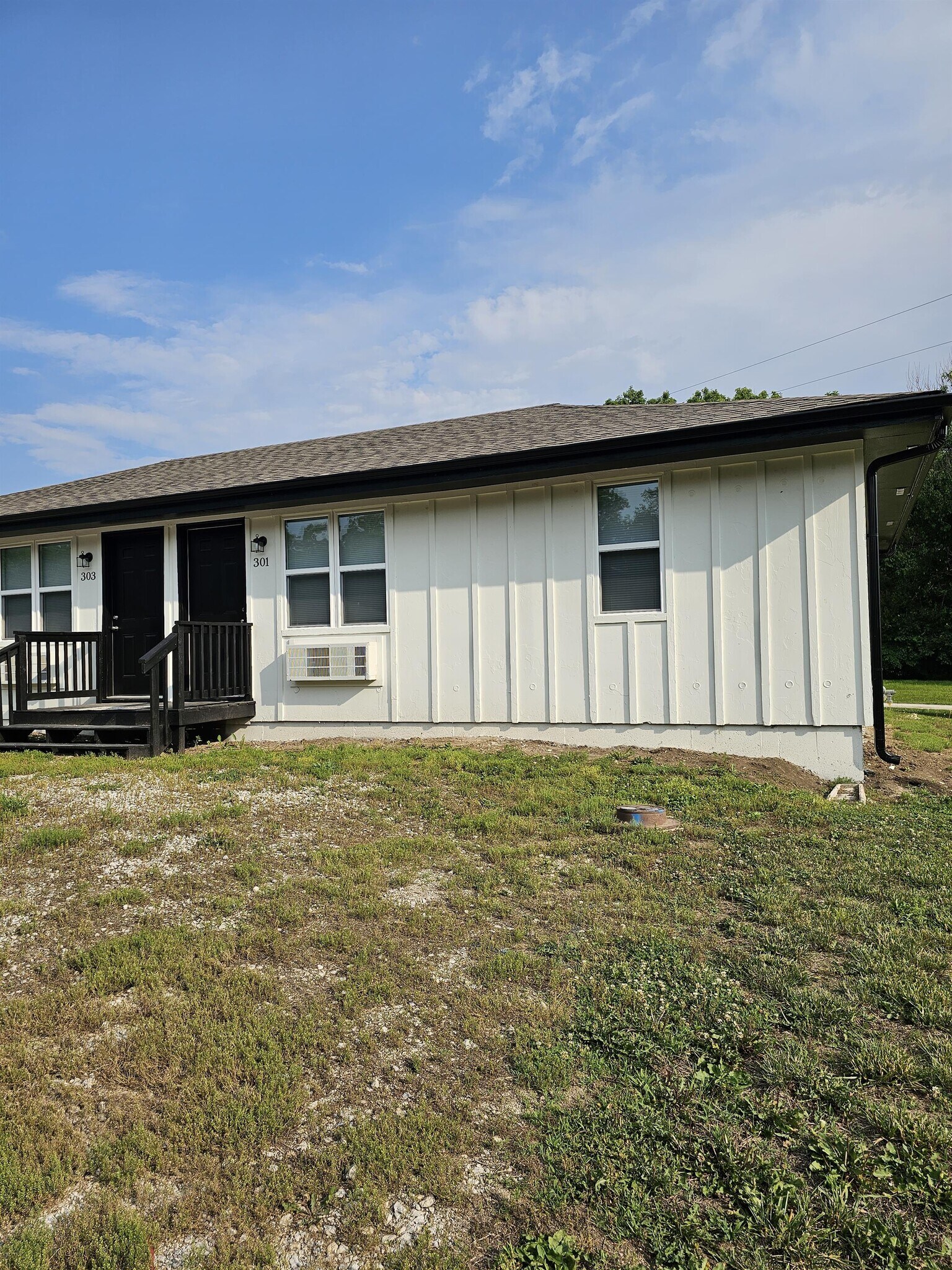301 Oak St Unit 1, Freeman, MO 64746 - Room for Rent in Freeman, MO ...
