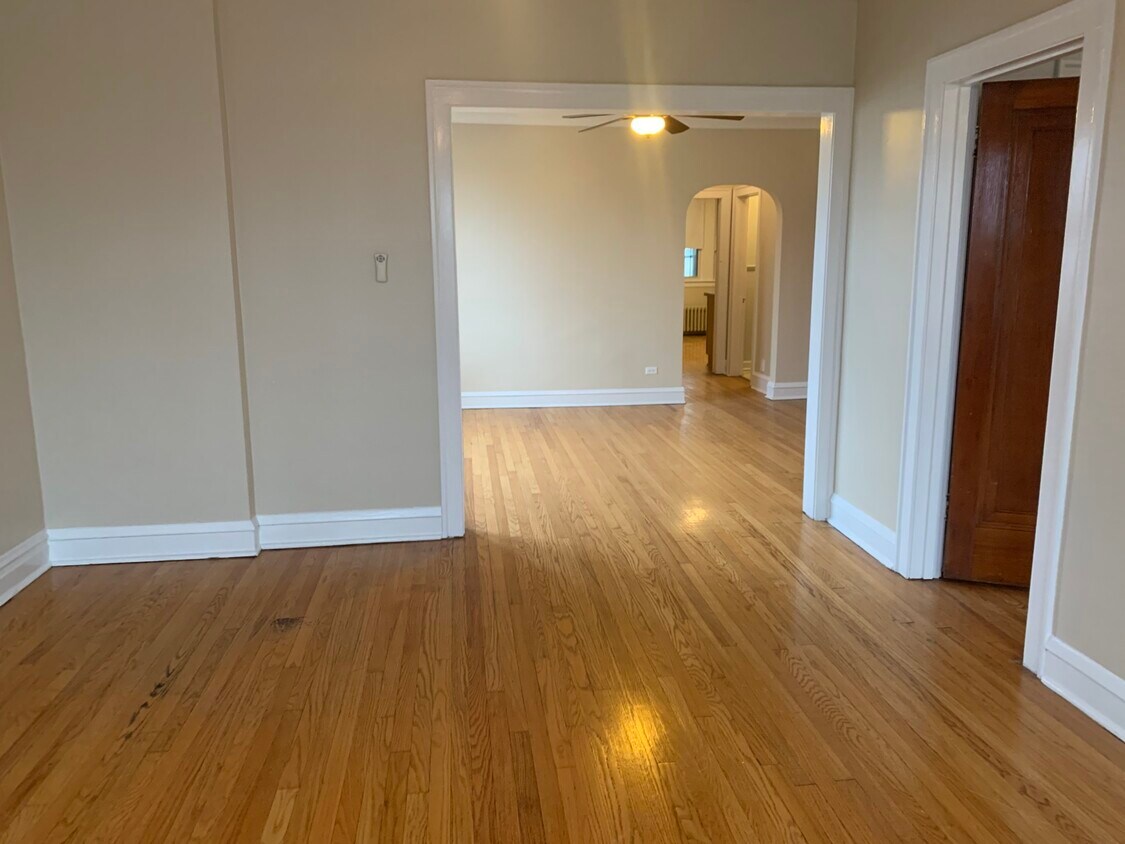 3038 N Central Ave Unit 2nd, Chicago, IL 60634 - Chicago, IL, 60634 ...