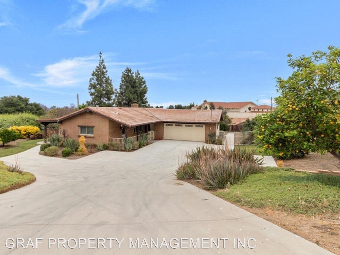 1739 E Fallbrook St, Fallbrook, CA 92028 - House Rental in Fallbrook ...