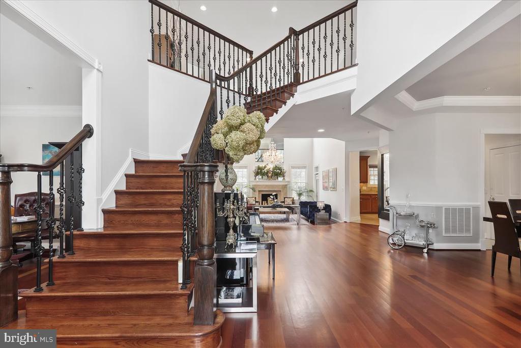 9209 Seven Locks Rd, Bethesda, MD 20817 - House Rental in Bethesda, MD ...