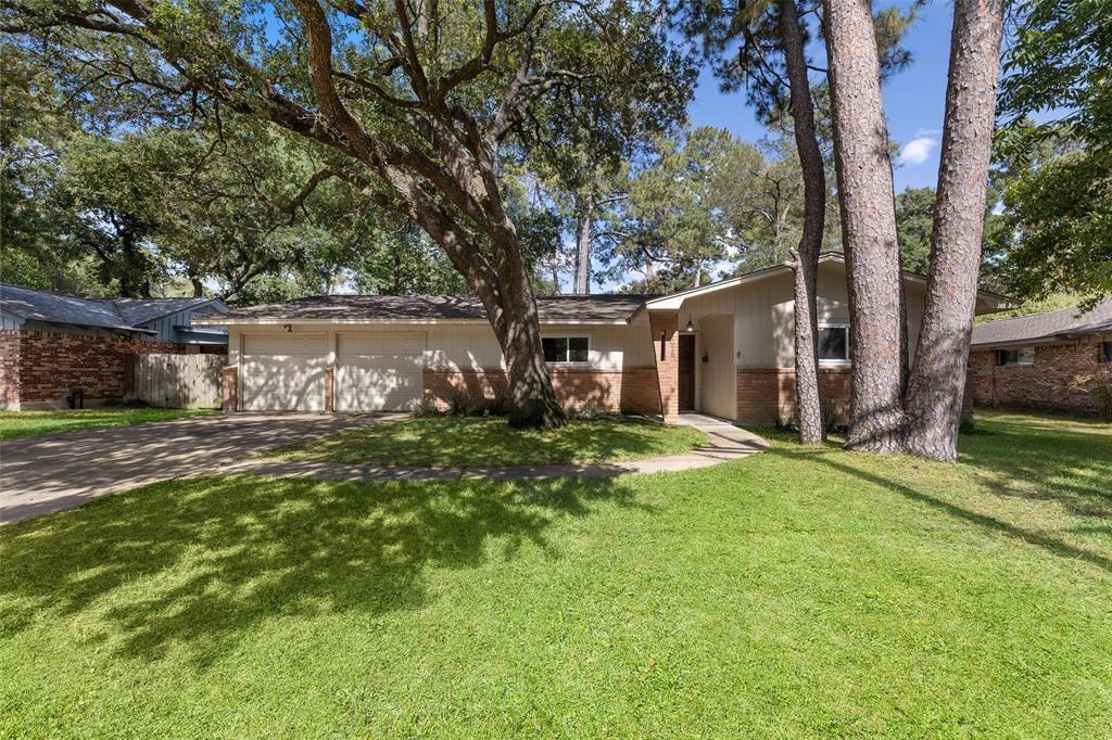 1618 Conrad Sauer Dr, Houston, TX 77043 - House Rental in Houston, TX ...