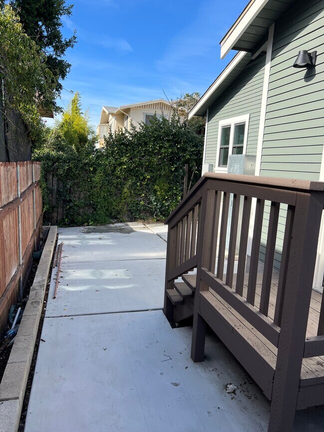 1601 Micheltorena St Unit 1601 and a half, Los Angeles, CA 90026 - 1601 ...