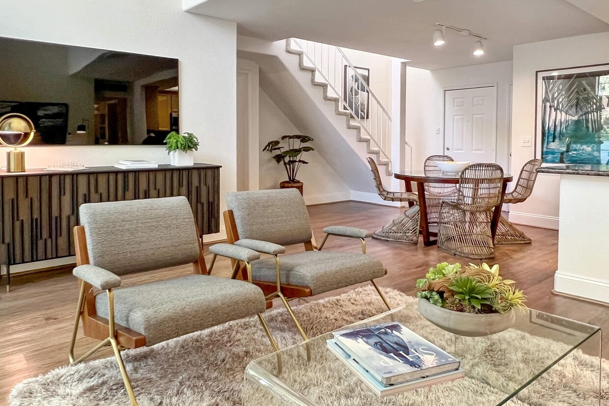 Summit at Warner Center - 22219 Summit Vue Ln Woodland Hills, CA 91367 ...
