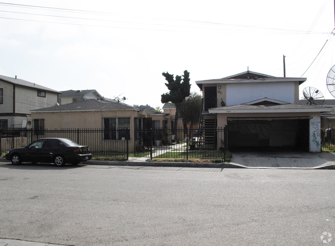 12230-34 Peach St, Lynwood, CA 90262 - 12230-34 Peach St Lynwood, CA ...