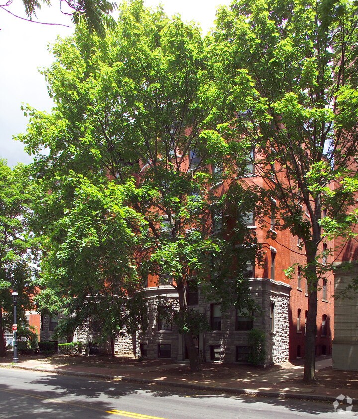 131 - 135 Spring St - Apartments in Springfield, MA | Apartments.com