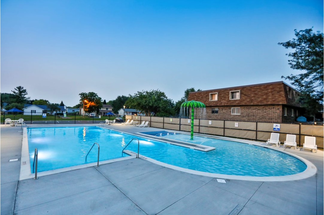 Lorlyn of Batavia - 1034 Lorlyn Cir Batavia, IL 60510 | Apartments.com