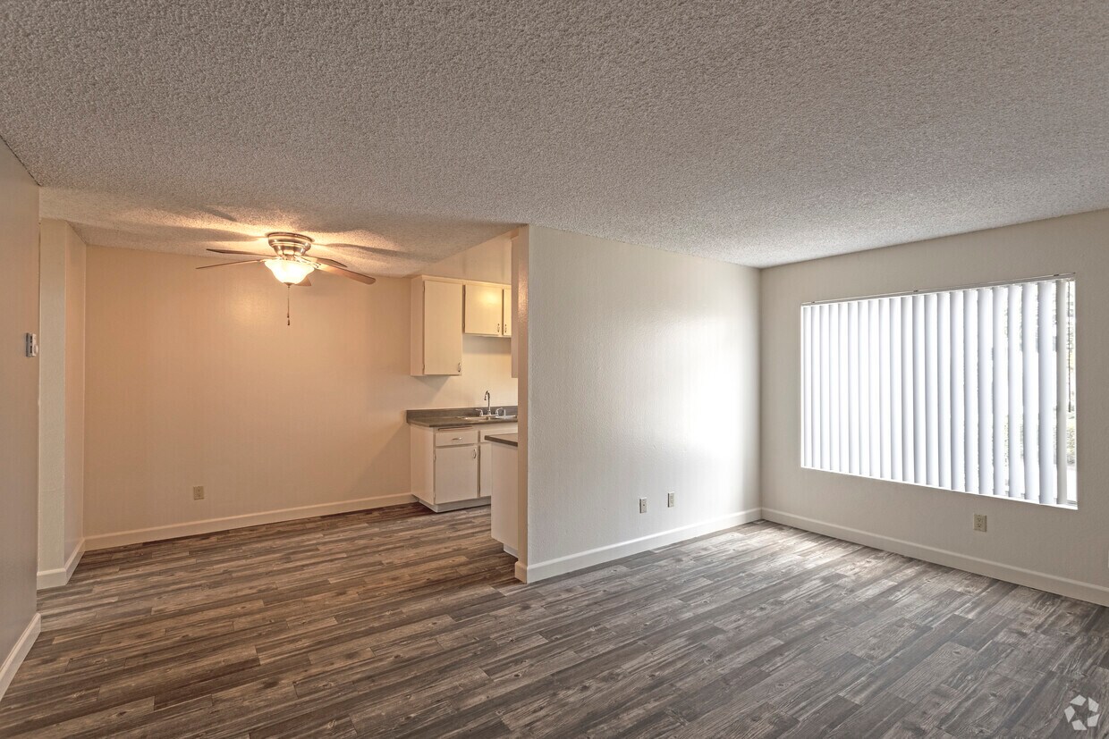 Palms Apartments - 3235-3265 Armstrong St San Diego, CA 92111 ...