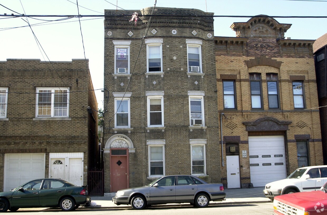 525 10th St, Union City, NJ 07087 - 525 10th St Union City, NJ 07087 ...