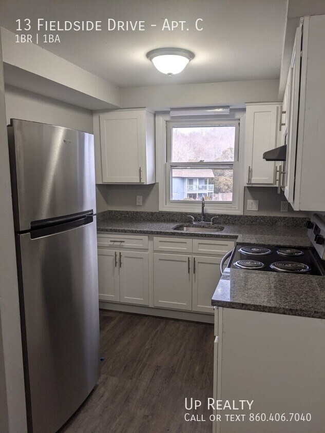 13 Fieldside Dr Unit Apt. C, Groton, CT 06340 - Room for Rent in Groton ...